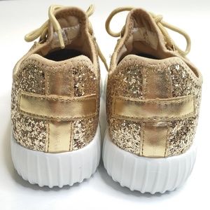 Liliana | Shoes | Liliana Gold Glitter Sneaker | Poshmark